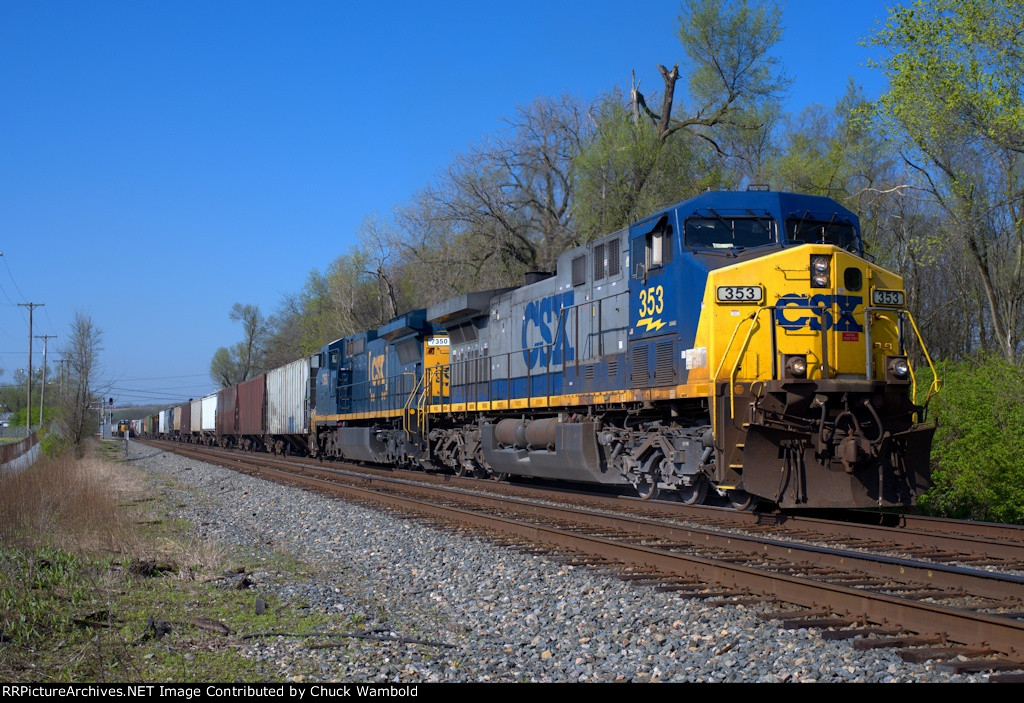 CSX 353 - Q512 Northbound - Nicholas Rd
